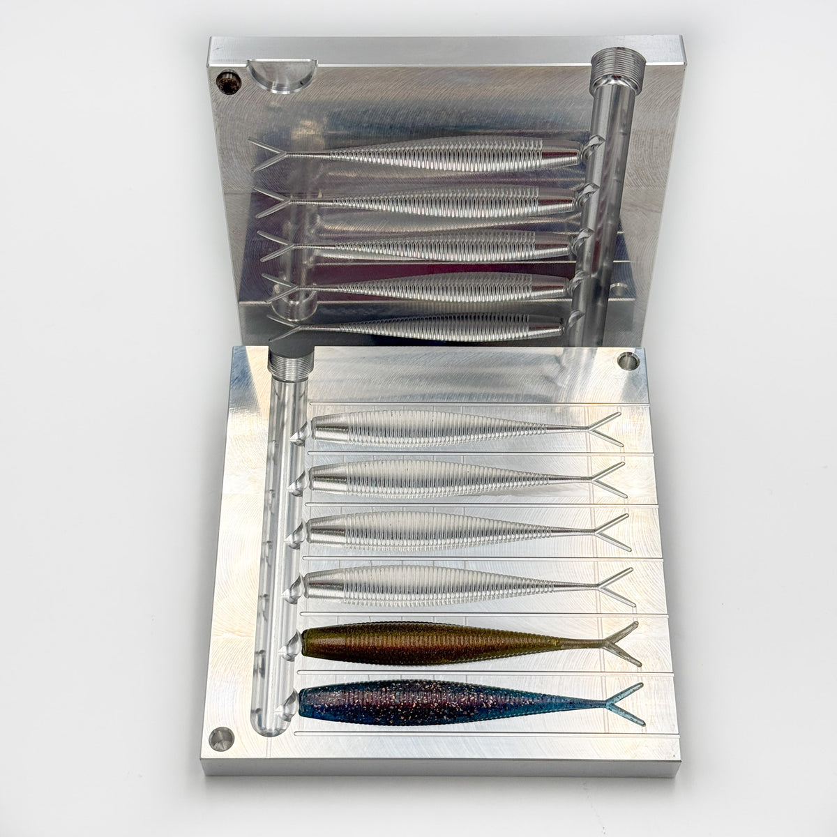 4.2 Inch Tactical Shad Hand Injection Mold – Epic Bait Molds